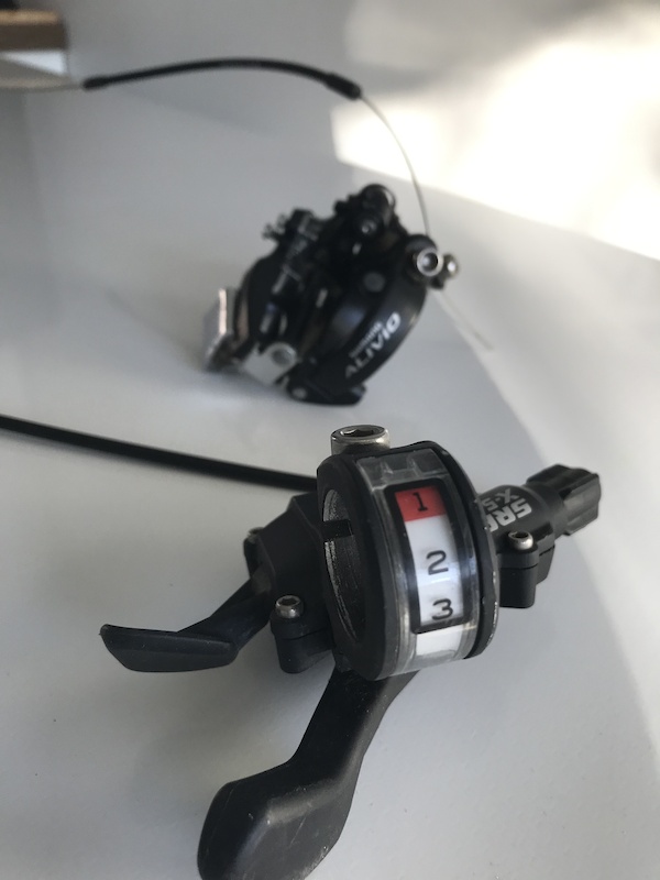 Shifter SRAM X-5 + câble + Dérailleur Shimano Alivio For Sale