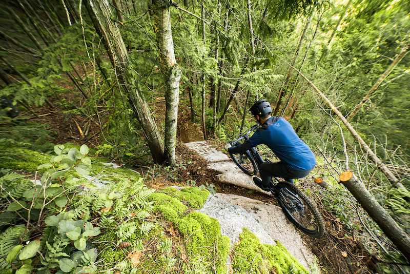 Video: Remy Metailler & Alex Chapellier Tackle Gnarly Features & Talk ...
