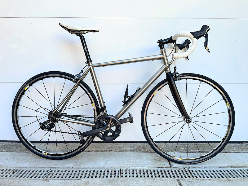 2005 Beautiful Merlin Titanium bike with newer Ultegra For Sale