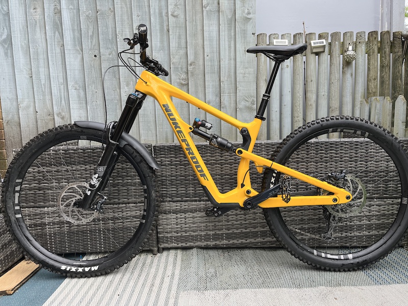 2022 Nukeproof mega Carbon Elite 290 medium For Sale