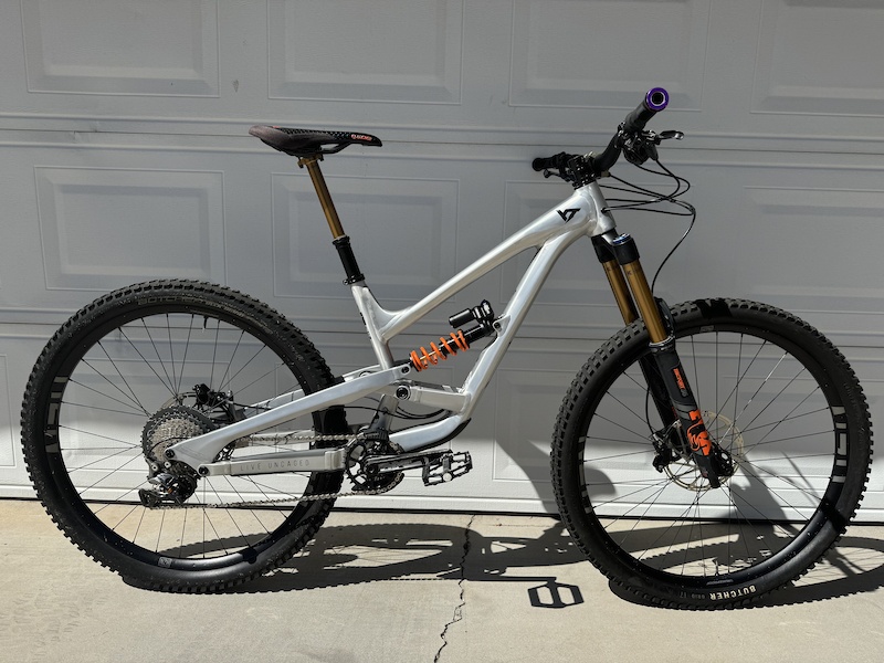 2020 YT Capra LTD. Medium For Sale