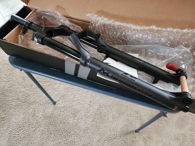 2023 Marzocchi Bomber Z2 29/27.5+ EVOL 150mm New Take Off For Sale