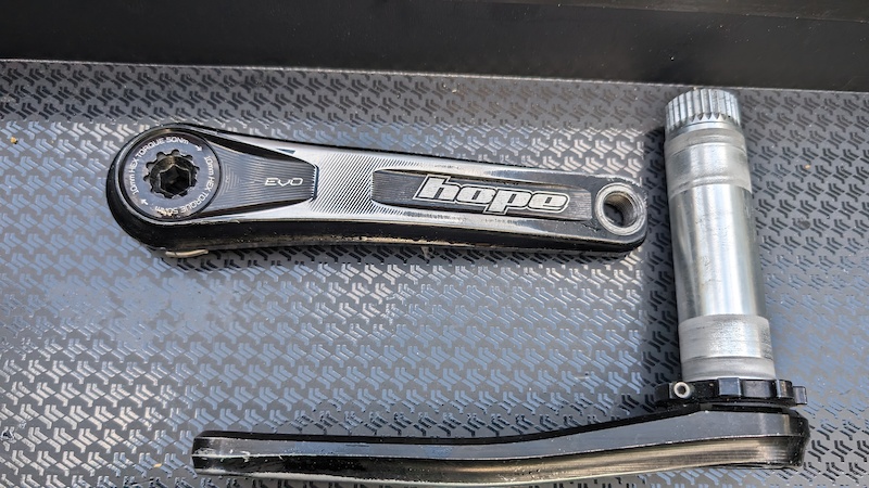 2022 Hope EVO crankset - 165mm - 68/73mm shell - 30mm axle For Sale