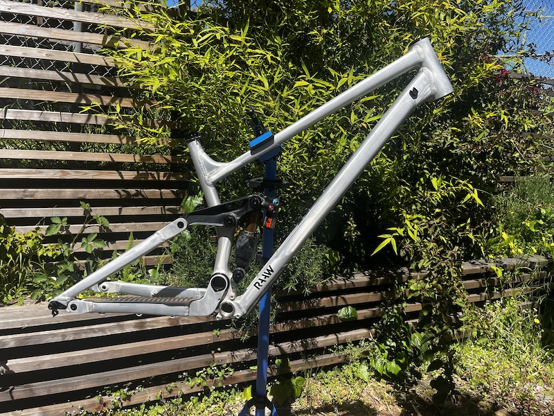 2022 Raaw Madonna V2.2 - XL - Rocker 65 - Fox Float X2 For Sale