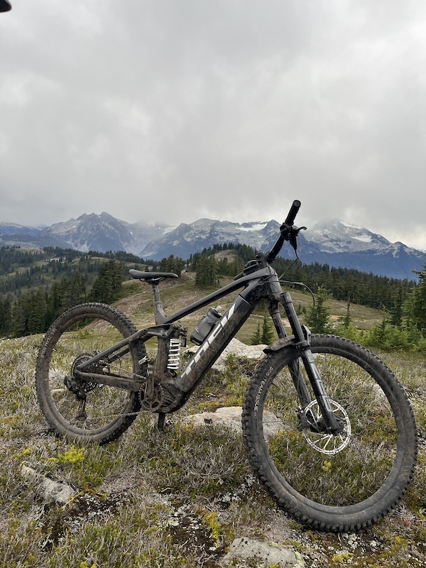 2022 Trek rail 9.8 large For Sale