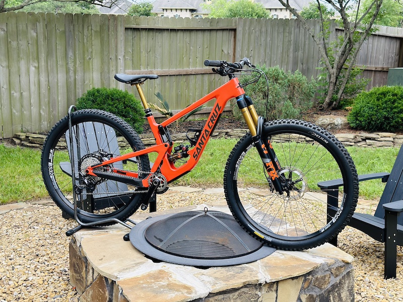 2021 Custom build Santa Cruz Hightower C For Sale