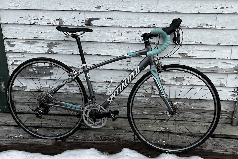 2014 Specialized Dolce Sport Compact. 48cm For Sale