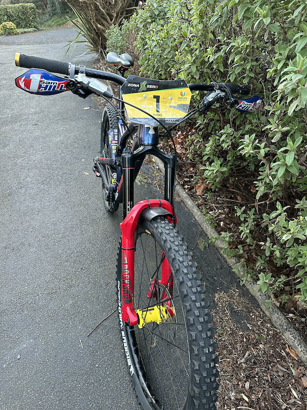 2018 SAM HILLS ACTUAL RACE BIKE Nukeproof Mega For Sale