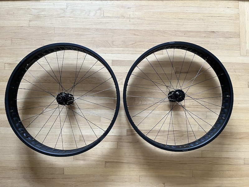 2022 Giant Fat Bike Wheelset 27.5" For Sale