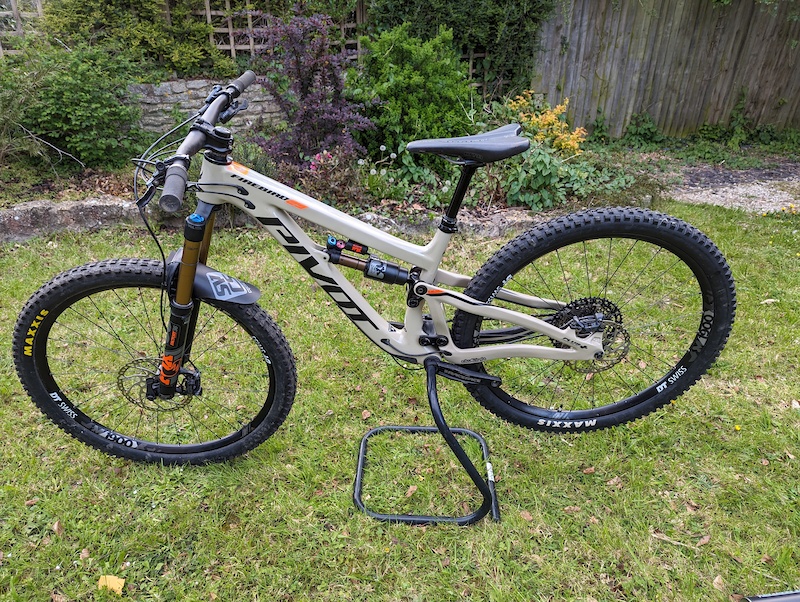 2020 Pivot Firebird 29 For Sale
