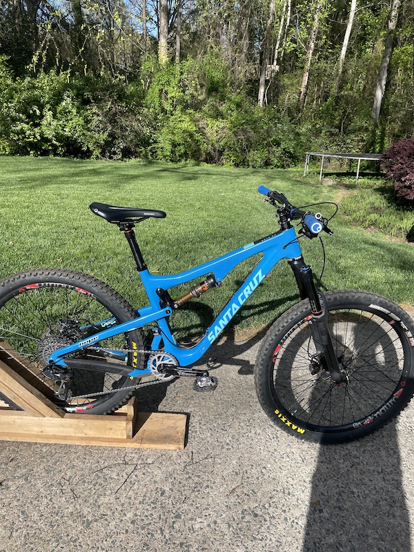 2019 Santa Cruz 5010cc carbon medium v2 For Sale