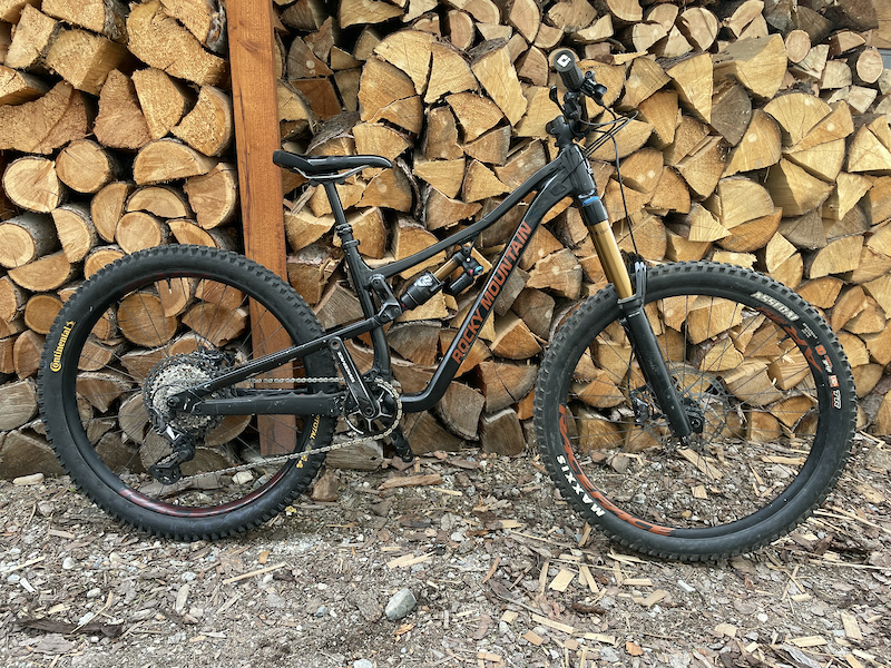 2021 Rocky Mountain Altitude A70, size small For Sale