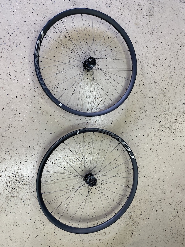 2023 Carbon Roval Traverse 29 Wheelset For Sale