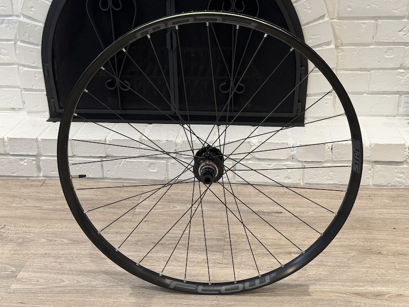 2023 Stans Flow S2 with E-sync Hub For Sale