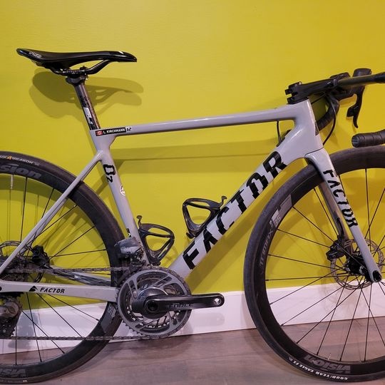 2023 Factor O2 disk Force AXS / Quarq power meter - Size 52 For Sale