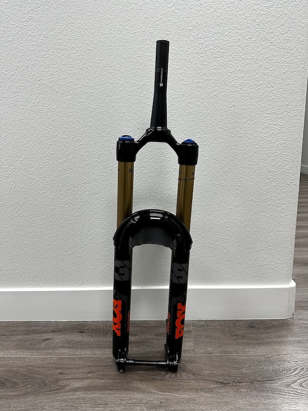 2023 Fox 38 Factory fork, 3 rides, with XL FOX fender For Sale