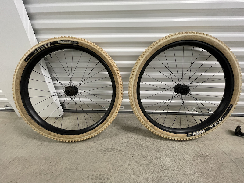 2022 Bontrager Line 40 wheels with Tires For Sale