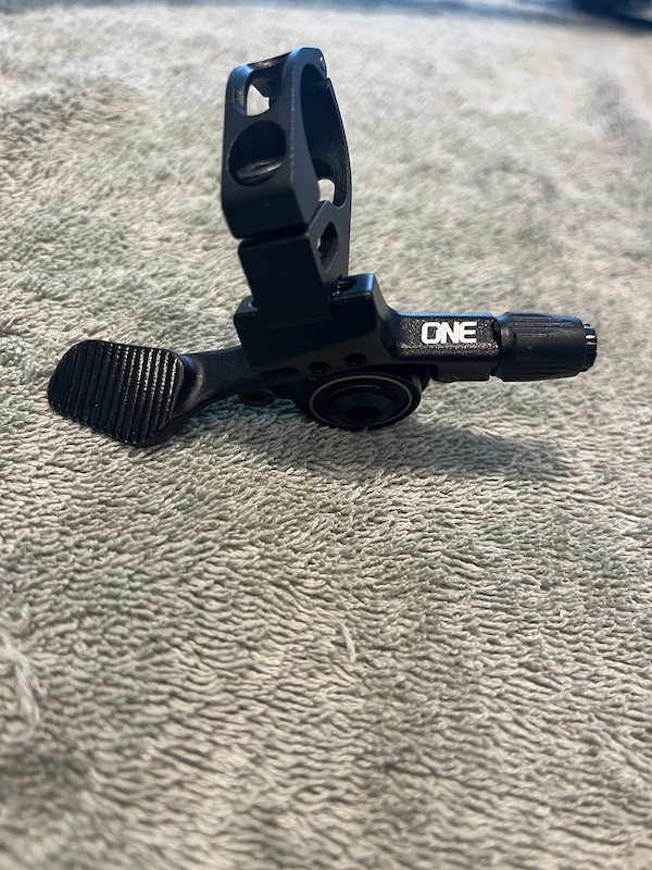 2022 OneUp Dropper Remote (v2, 22.2 bar-mount) For Sale