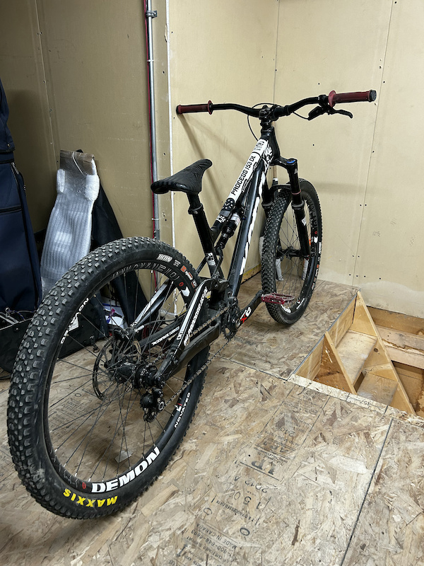 2019 CUSTOM Kona Slopestyle Bike For Sale