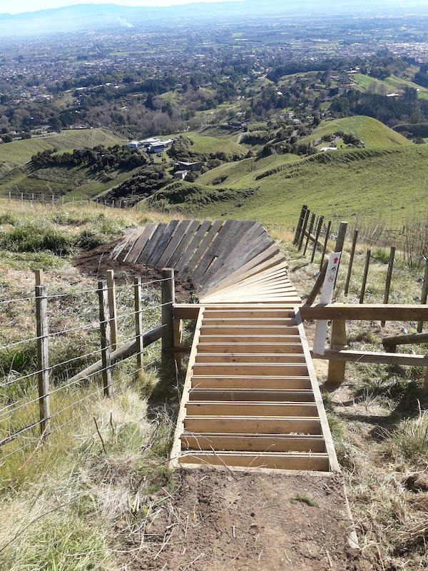 Lowe Track Mountain Biking Trail - | Trailforks