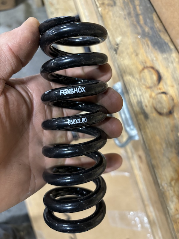 2022 FOX 550.2.8 steel spring For Sale