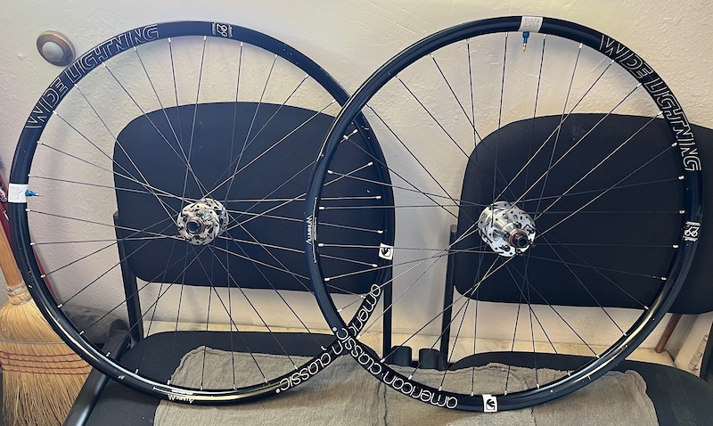 American Classic Wide Lightning 29er Wheel Set For Sale