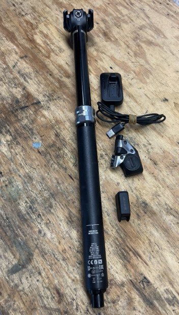 2021 Rockshox Reverb AXS 31.6x480/170 mm Dropper Seatpost For Sale