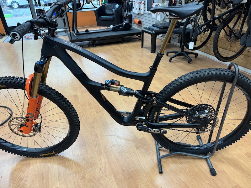 2023 Ibis Ripmo V2S fox 38 factory For Sale