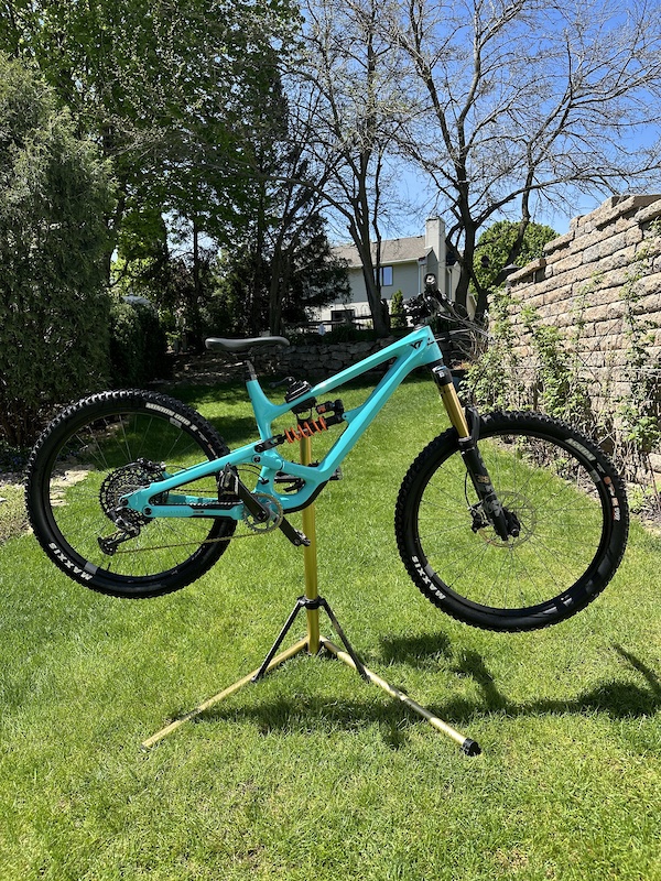 2022 YT Capra core 4 For Sale
