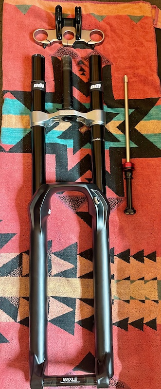 2022 Boxxer Ultimate Charger 2.1 damper with Extras!! For Sale