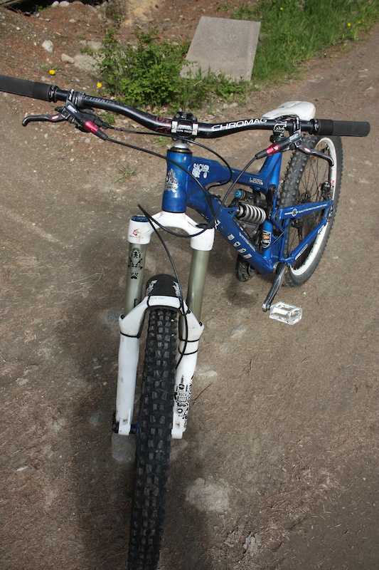 2010 Intense Racing - Uzzi For Sale