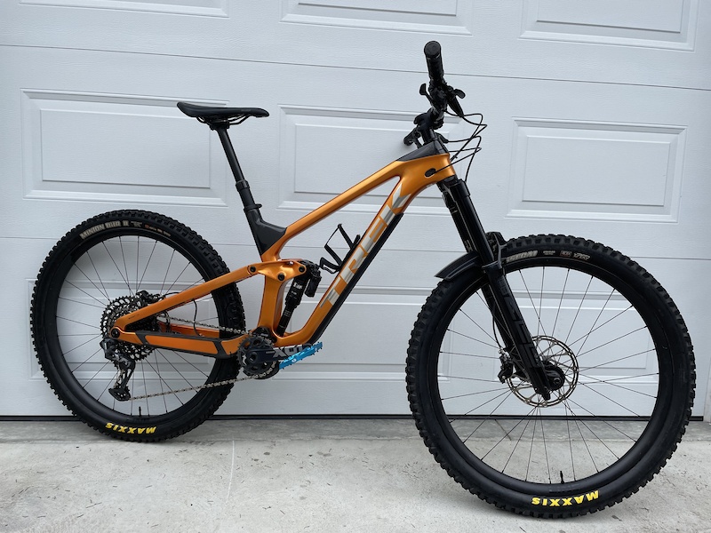2021 Trek Slash 9.9 X01 - M/L Frame For Sale