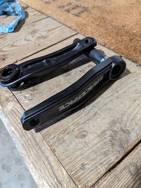 2022 Race Face Ride 165mm 24mm spindle For Sale