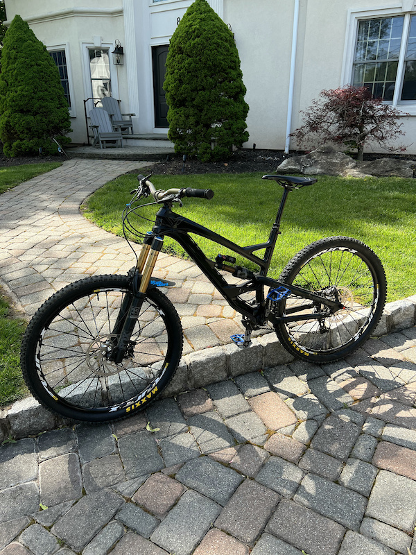 2016 YT Capra CF Pro Race Medium For Sale