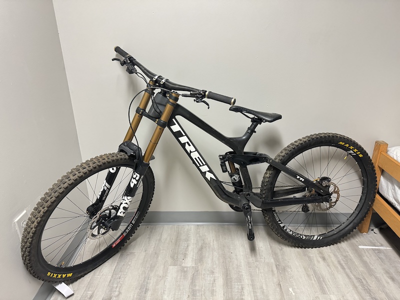 2020 Trek Session 9.9 Carbon M For Sale