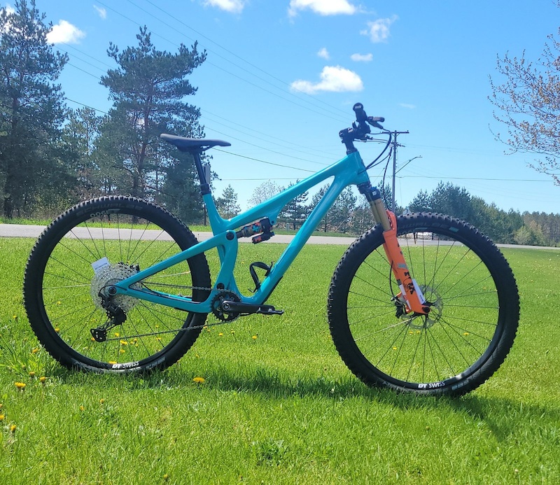 2021 Size large Yeti SB115T Fox Factory Shimano XT For Sale