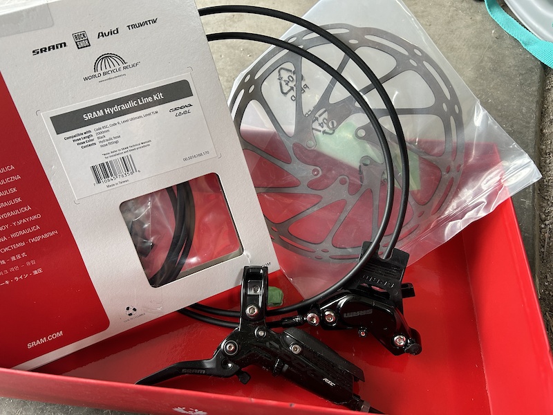 2022 SRAM Code RSC brake set w 200/180mm rotors For Sale