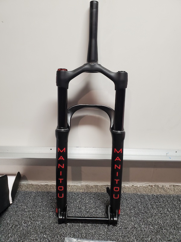 2022 Manitou Mastodon Pro EXT 140mm. Free shipping For Sale