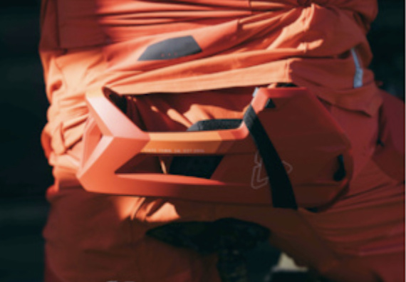 Leatt Announces New Apparel Collection with Cargo Carrying Features ...
