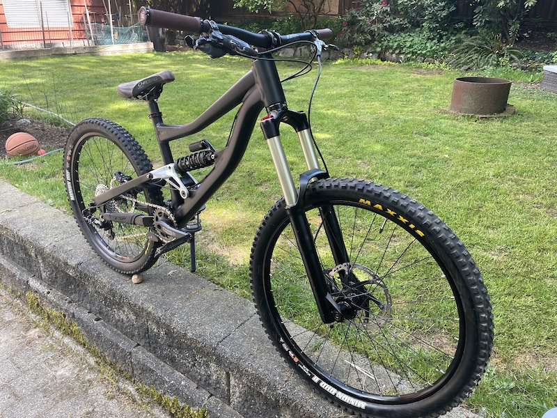 2014 Custom built Specialized Status II For Sale