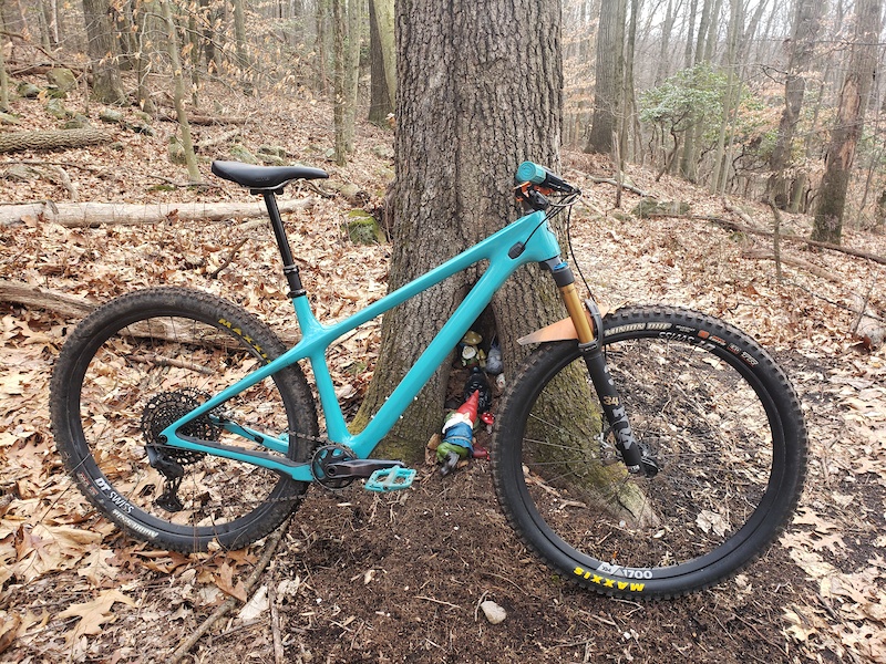 2021 Yeti ARC - Large, Turq Frame For Sale