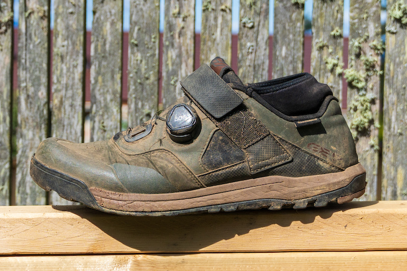 Review: 10 Months With Shimano's GE9 Gravity Shoes - Pinkbike