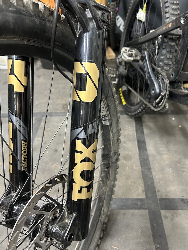 2025 Fox 40 grip X2 Damper (sold the first one, one left) For Sale