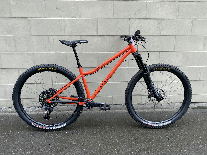 2022 Chromag Primer G2 Medium Red For Sale