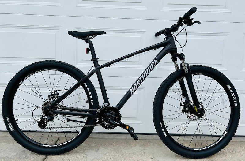 2024 Northrock XC27 Mountain Bike by Giant For Sale