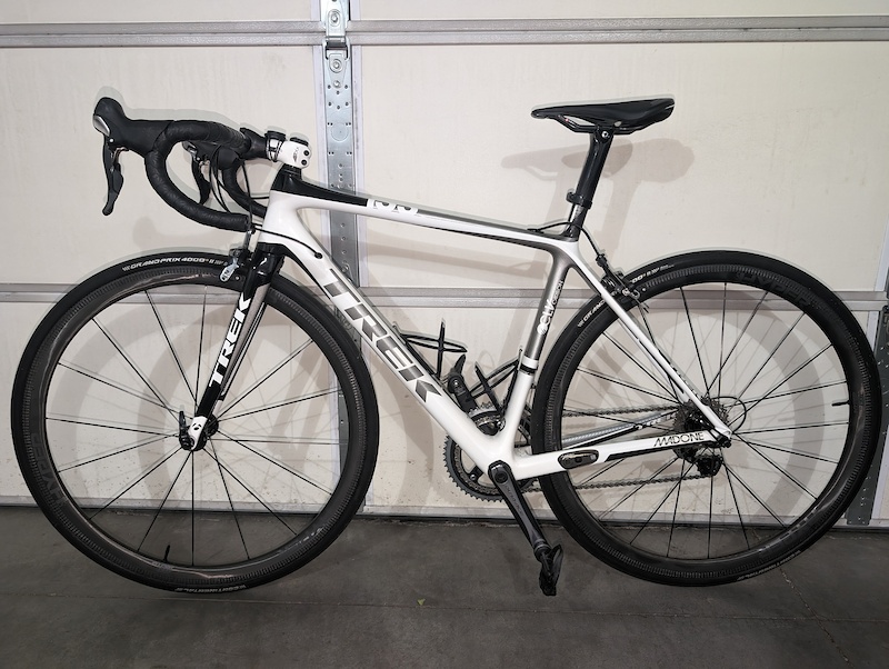 2010 Trek madone 6.9 SSL size 52 For Sale