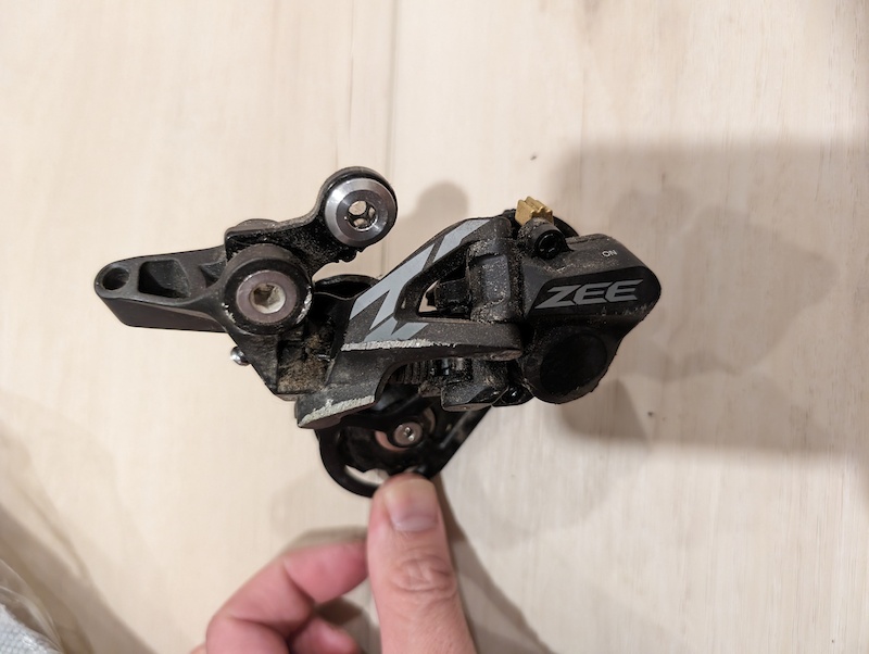 2022 Shimano Zee rear derailleur For Sale