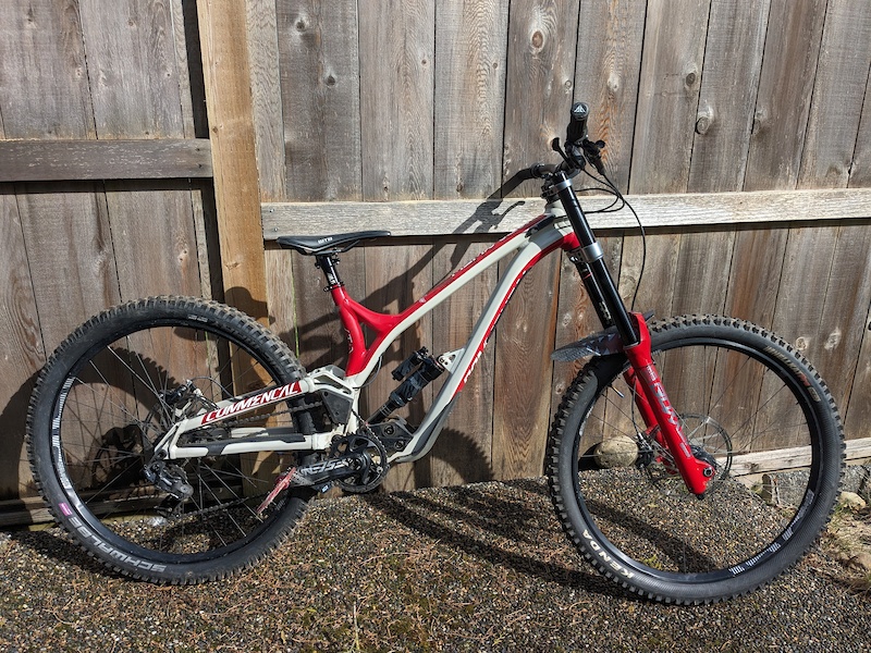2021 V4.5 Commencal supreme 27.5 For Sale