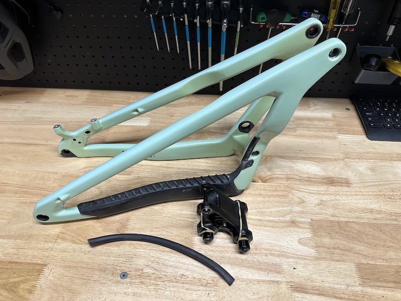 2023 Santa Cruz Heckler 9 MX rear triangle & lower link For Sale