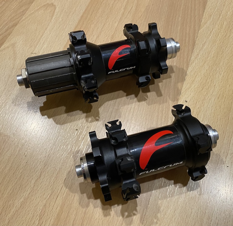 Fulcrum (Campagnolo) straightpull hubs, 24h, QR For Sale